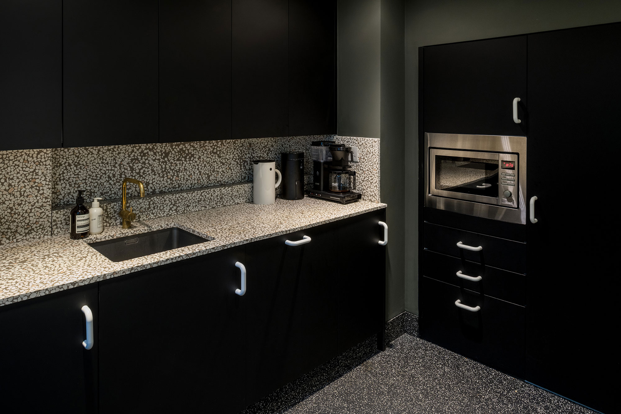 HØLTE – BAKKEN & BAECK